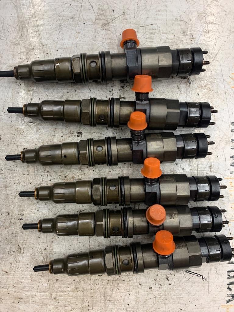 Detroit DD15 Fuel Injector | Payless Truck Parts