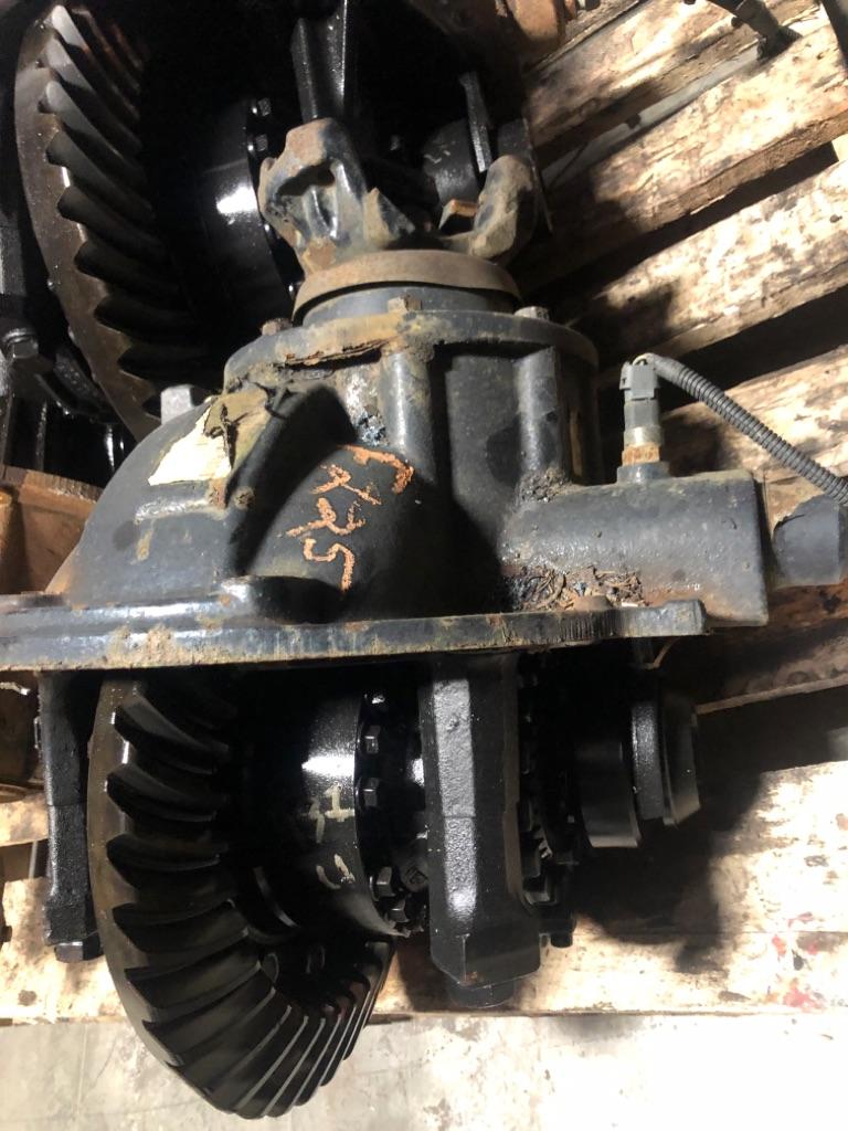 2017 Freightliner Cascadia Differential Assembly (Front, Rear ...