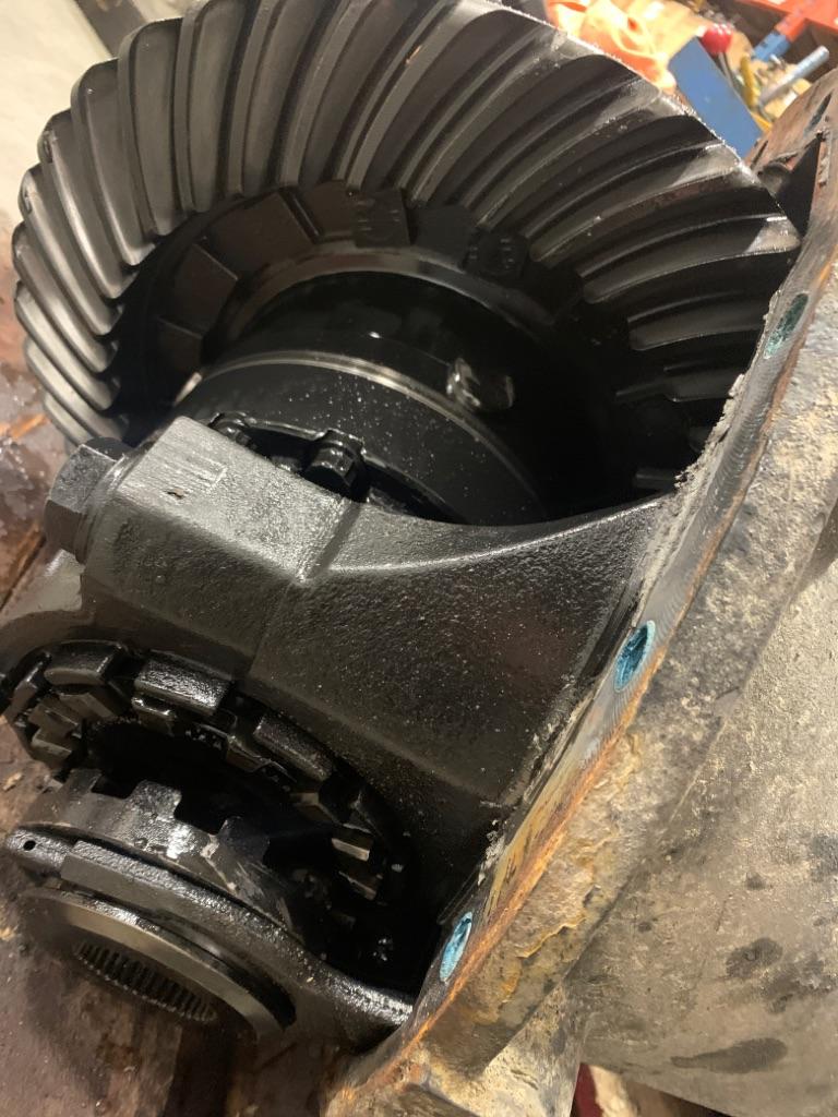 Eaton RS404 Differential Assembly (Rear, Rear) | Payless Truck Parts