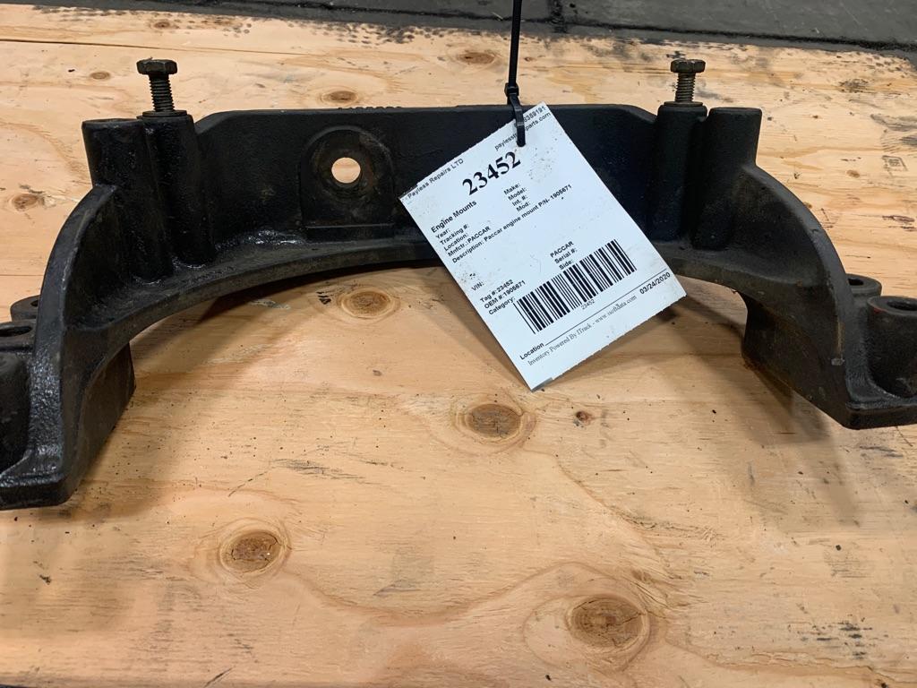 Paccar Engine Mounts | Payless Truck Parts