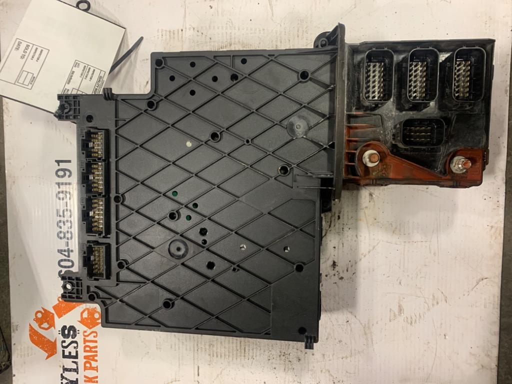 Electronic Chassis Control Modules | Payless Truck Parts