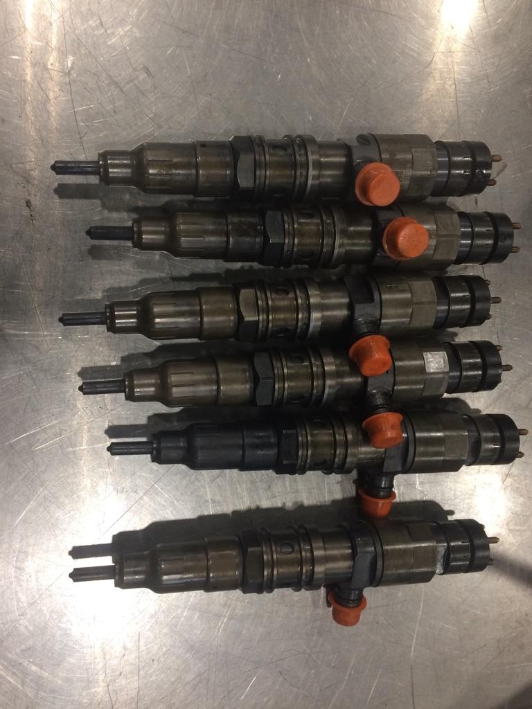Detroit DD15 Fuel Injector | Payless Truck Parts