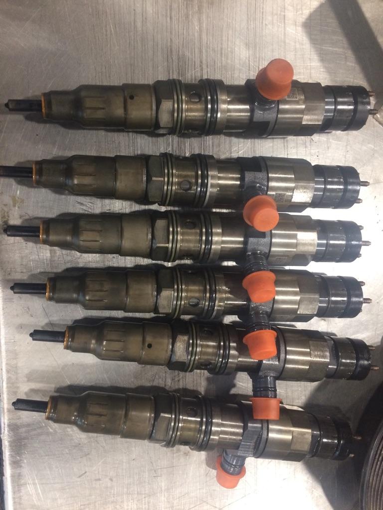 Detroit DD15 Fuel Injector | Payless Truck Parts