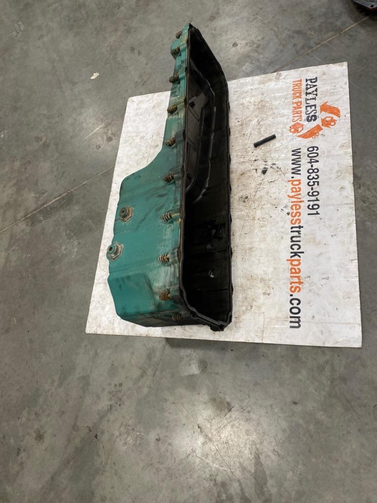 Volvo D13 SCR Oil Pan | Payless Truck Parts
