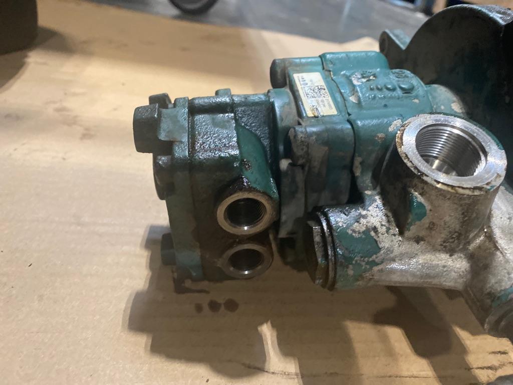Volvo D13 SCR Power Steering Pump | Payless Truck Parts