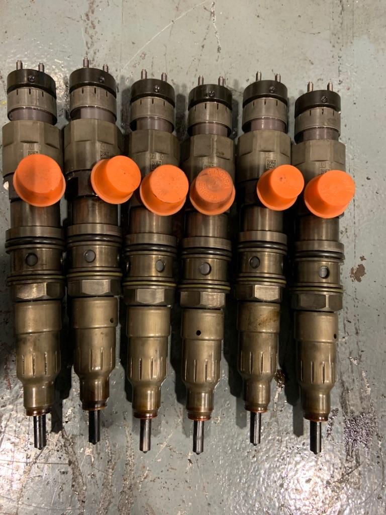 Detroit DD15 Fuel Injector | Payless Truck Parts