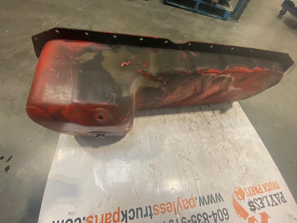 Cummins ISX Oil Pan | Payless Truck Parts