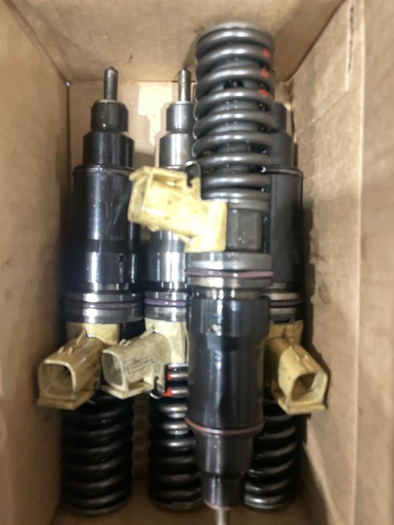 Fuel Injector | Payless Truck Parts