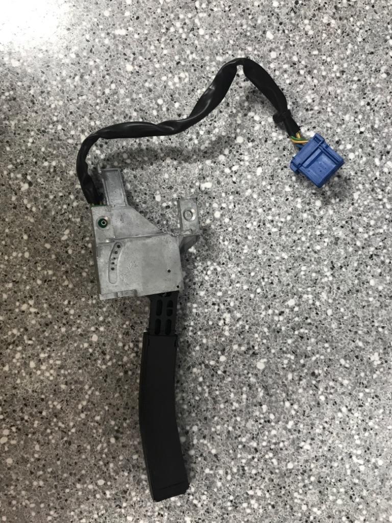 2014 Volvo 430 Electrical Parts, Misc. | Payless Truck Parts