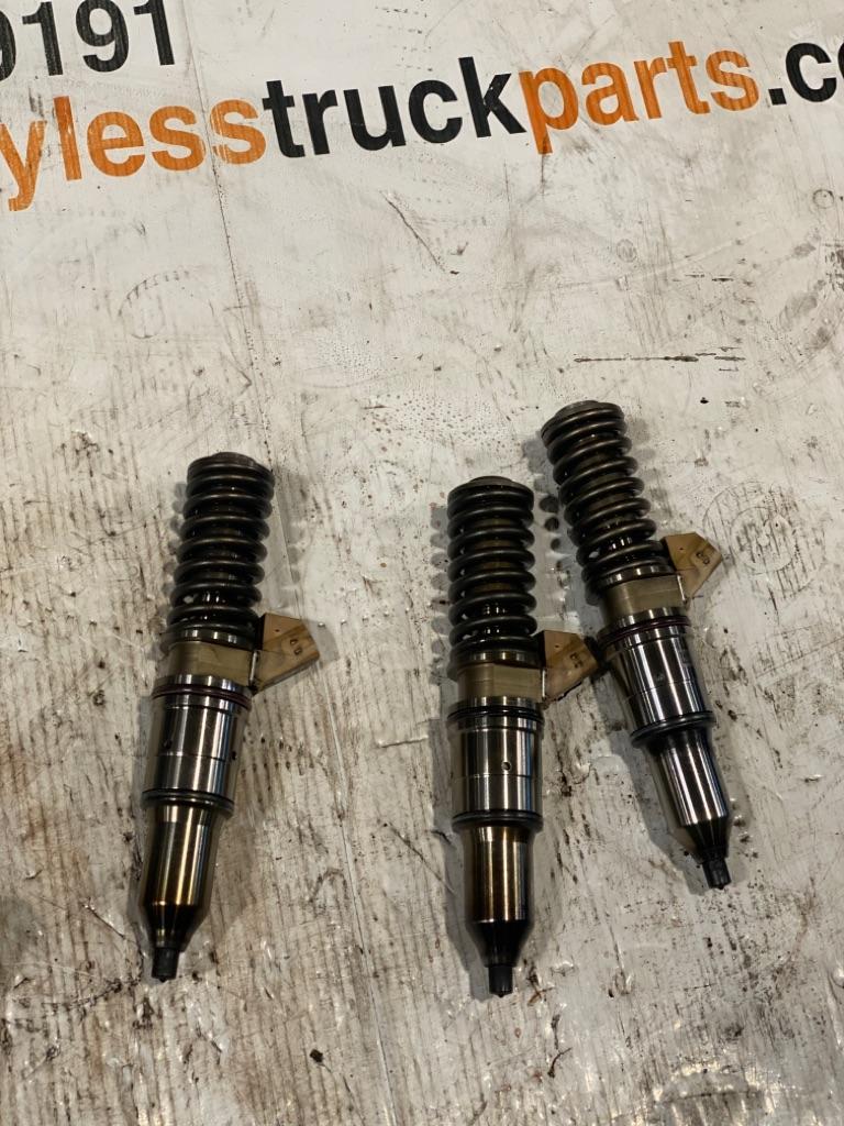 Cat C15 Fuel Injector | Payless Truck Parts