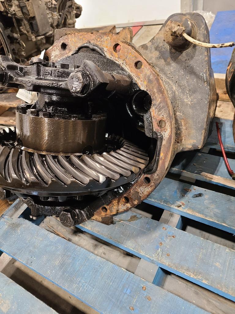 2001 Freightliner Columbia Differential Assembly (Front, Rear ...