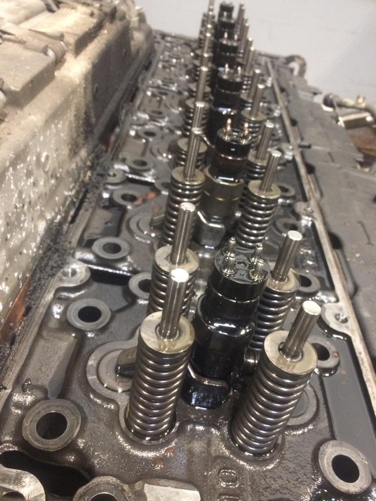 Detroit DD15 Cylinder Head | Payless Truck Parts