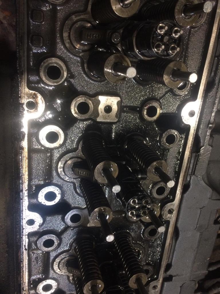 Detroit DD15 Cylinder Head | Payless Truck Parts