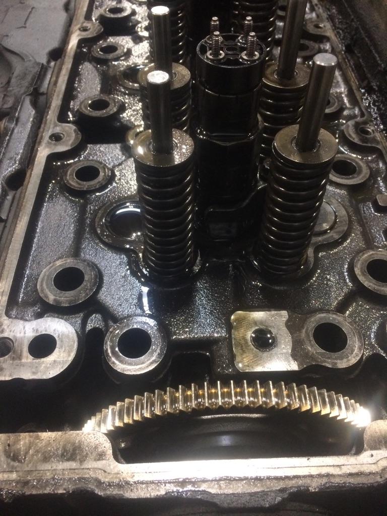 Detroit DD15 Cylinder Head | Payless Truck Parts