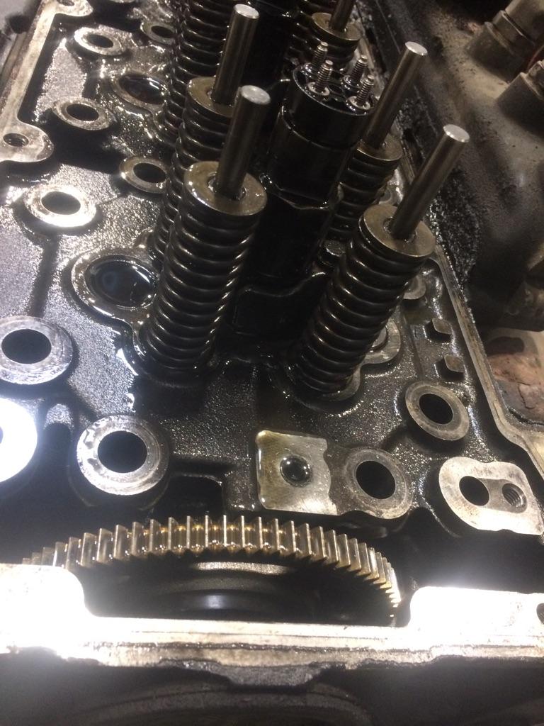 Detroit DD15 Cylinder Head | Payless Truck Parts