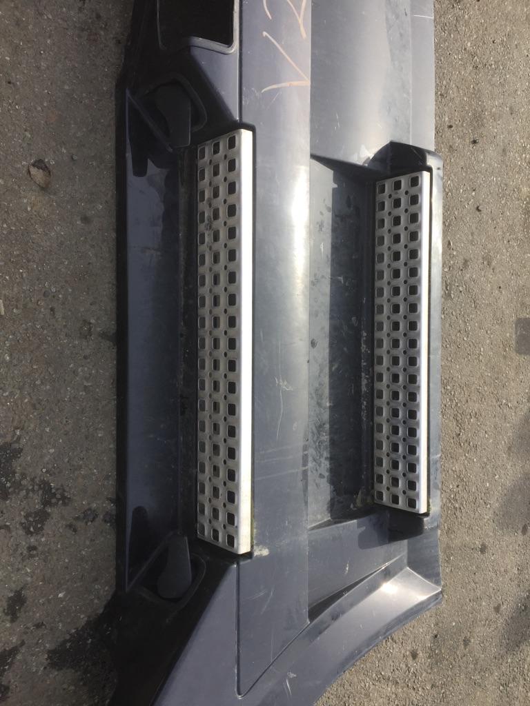 2011 Volvo Vl780 Side Fairing | Payless Truck Parts