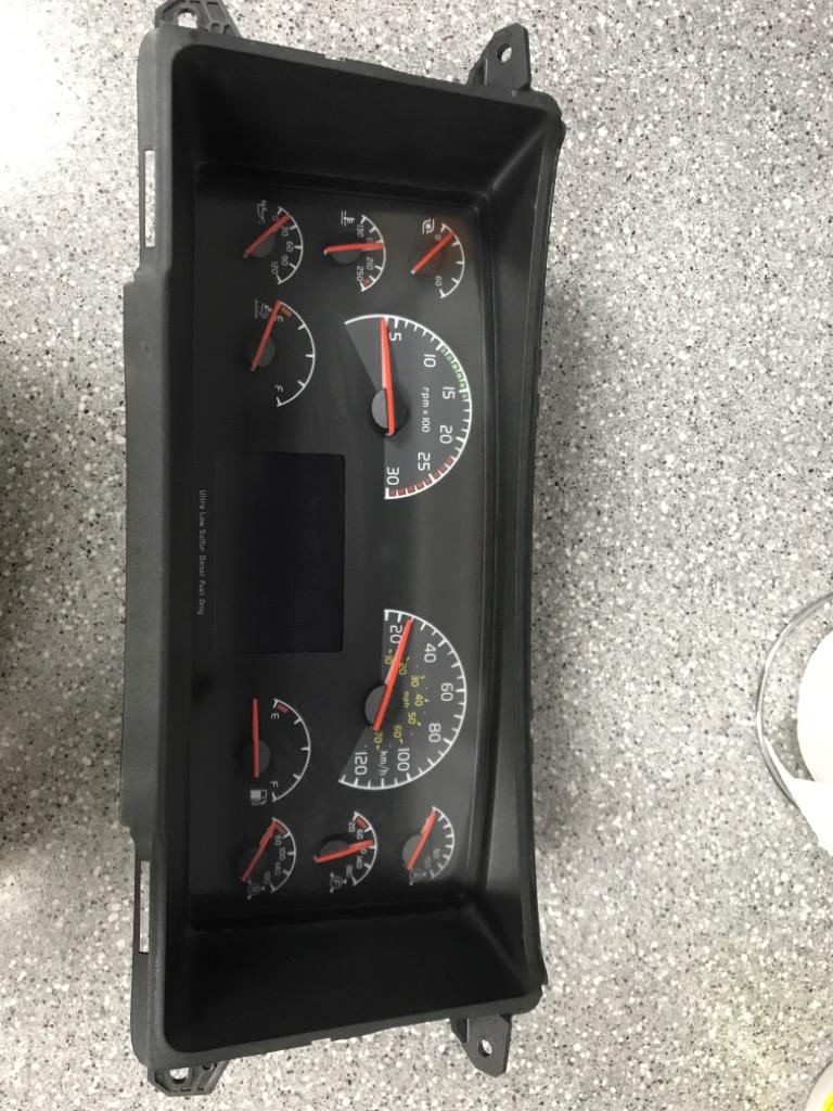 2015 Volvo Vn670 Instrument Cluster | Payless Truck Parts