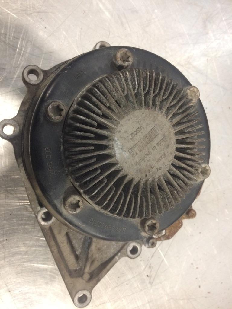 Detroit DD15 Water Pump | Payless Truck Parts