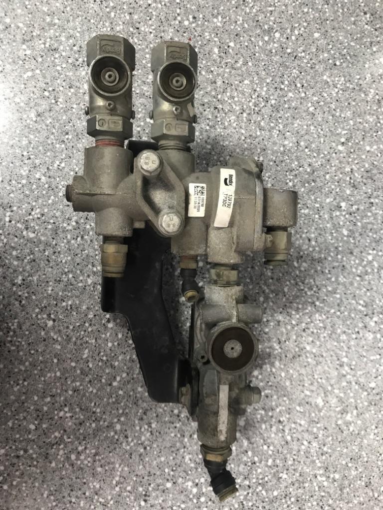 2021 Freightliner Cascadia Miscellaneous Parts | Payless Truck Parts