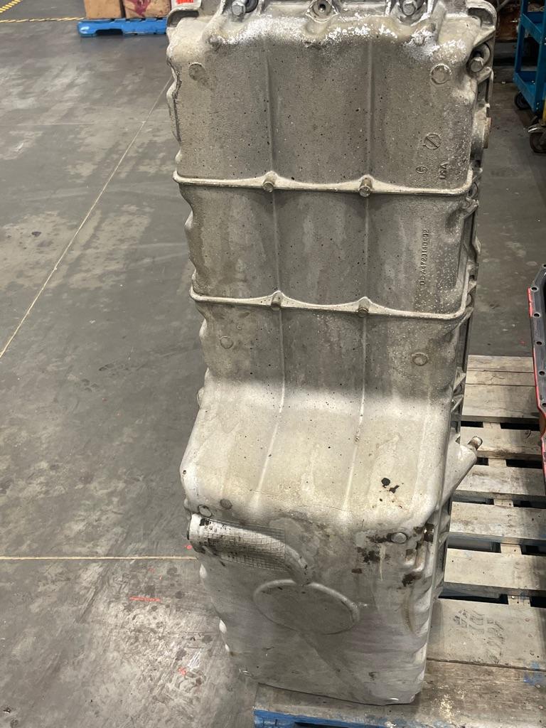 Detroit DD15 Oil Pan | Payless Truck Parts