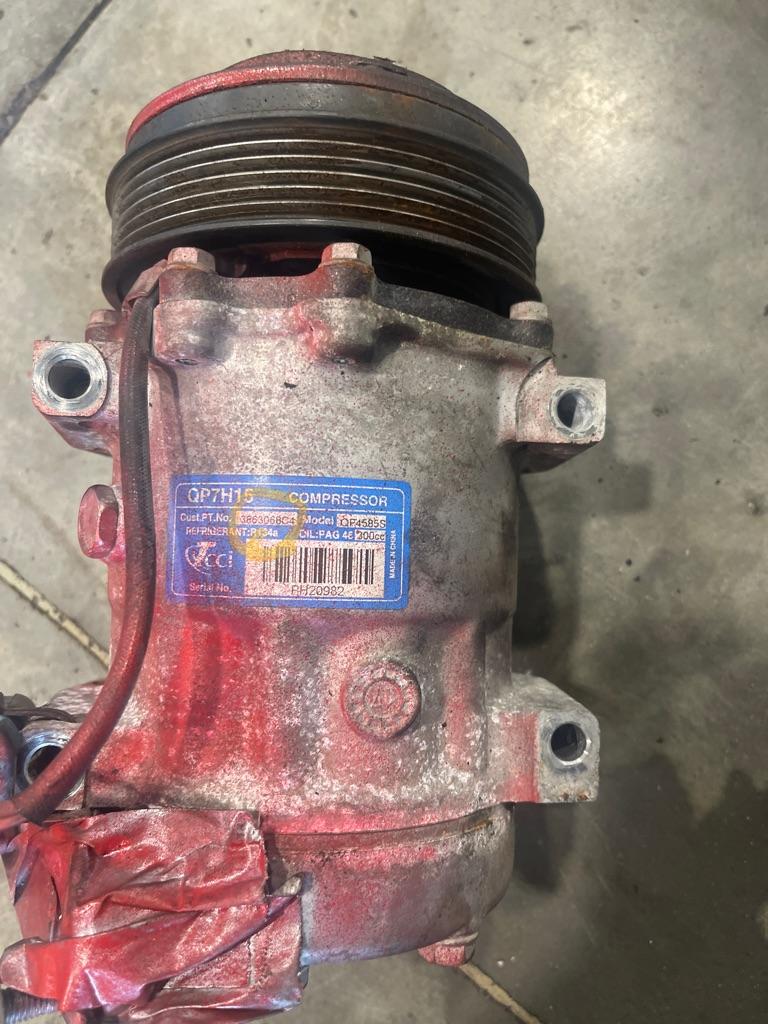 Air Conditioner Compressor | Payless Truck Parts
