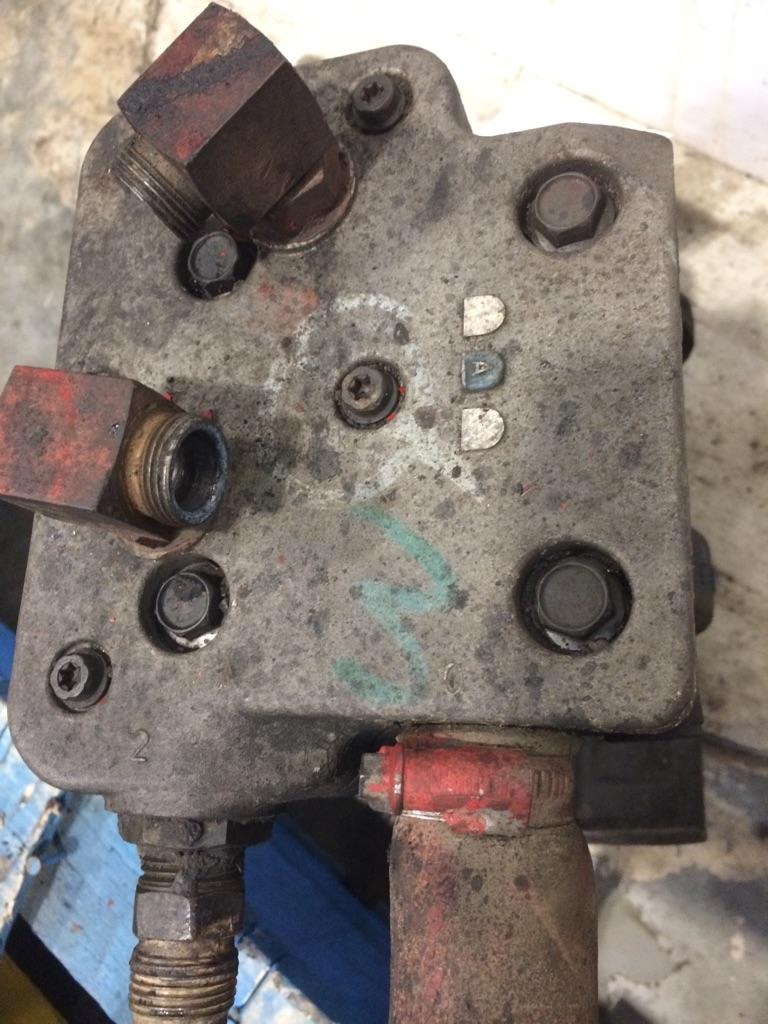 Cummins ISX Air Compressor | Payless Truck Parts