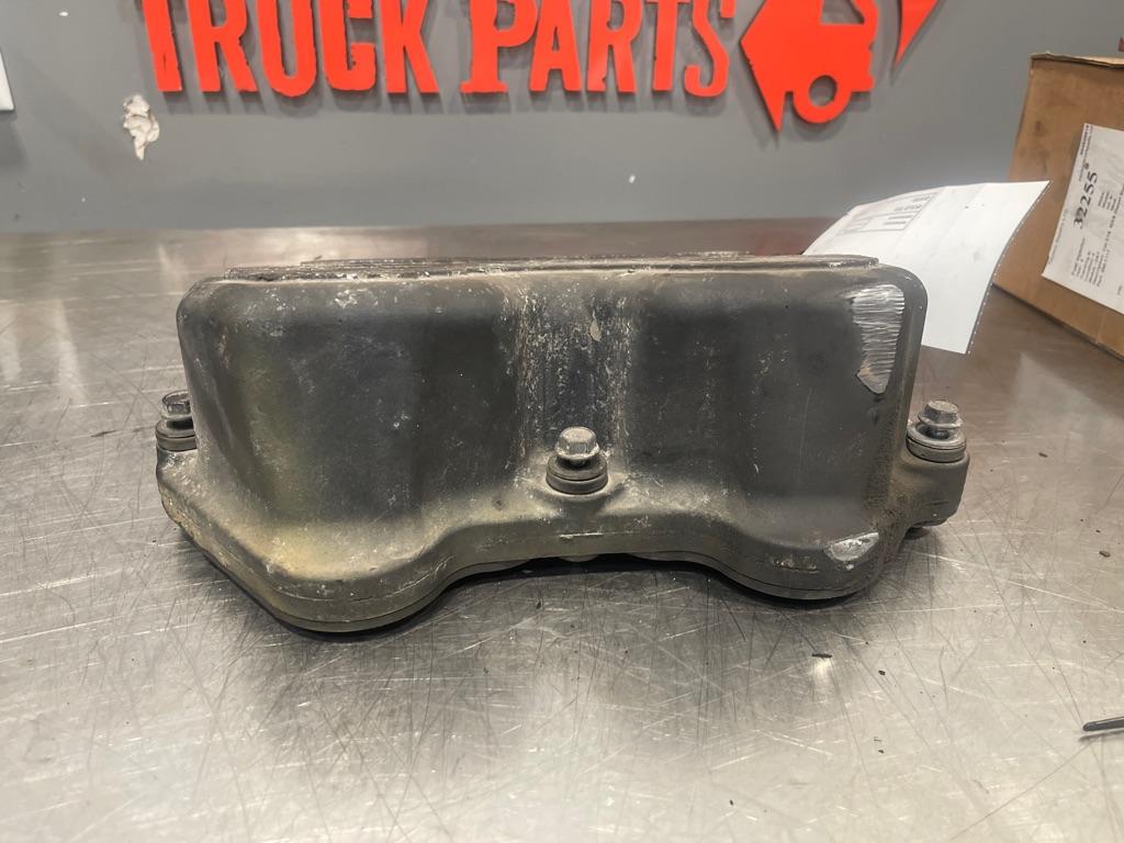 Cat C-15 Valve Cover | Payless Truck Parts