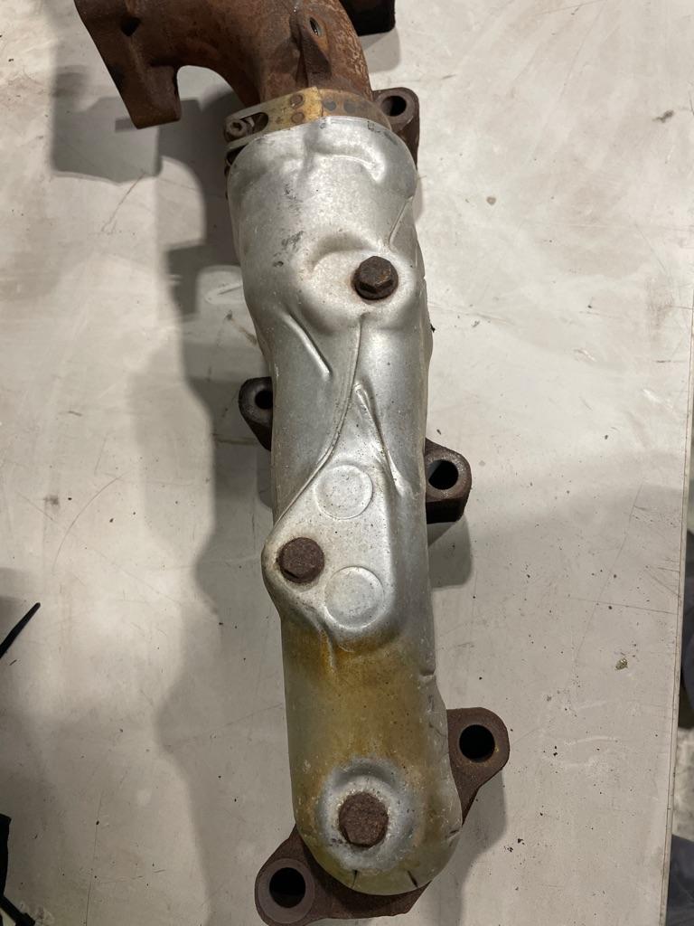 Detroit DD15 Exhaust Manifold | Payless Truck Parts