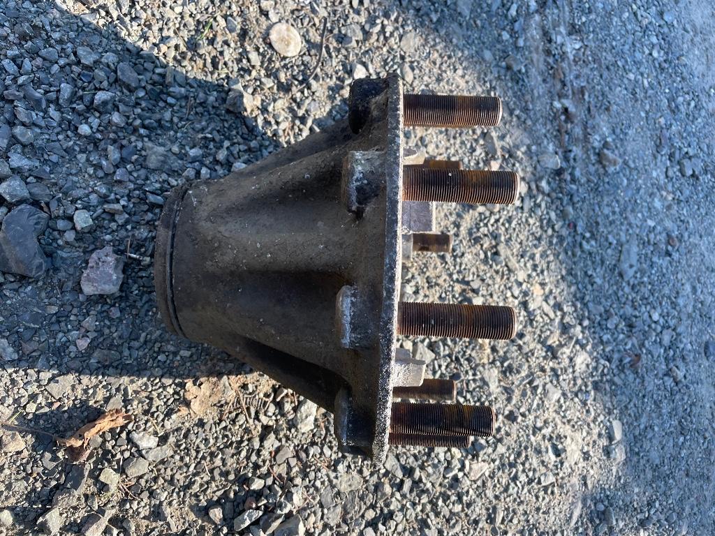 Hub | Payless Truck Parts