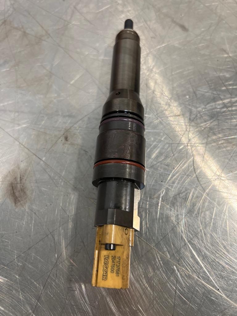 Paccar Fuel Injector | Payless Truck Parts