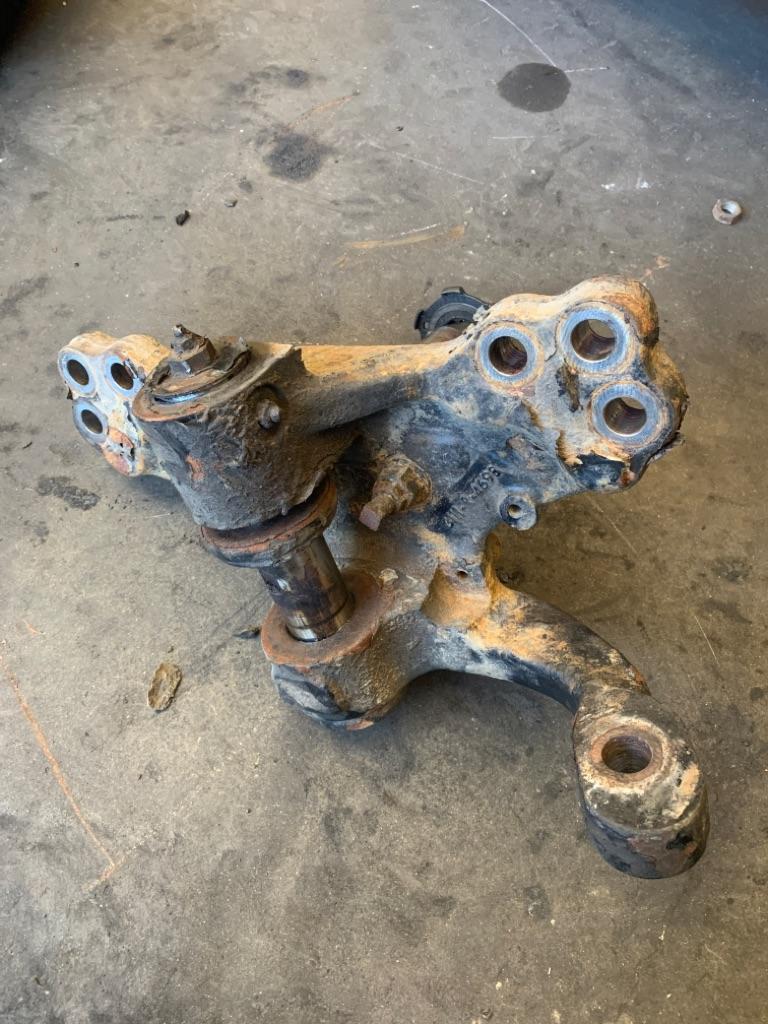 Spindle / Knuckle, Front | Payless Truck Parts
