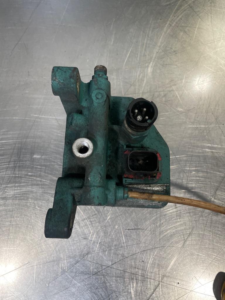 Engine Parts, Misc. | Payless Truck Parts