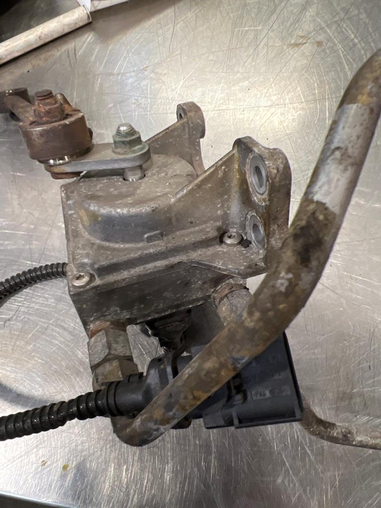 EGR Valve | Payless Truck Parts