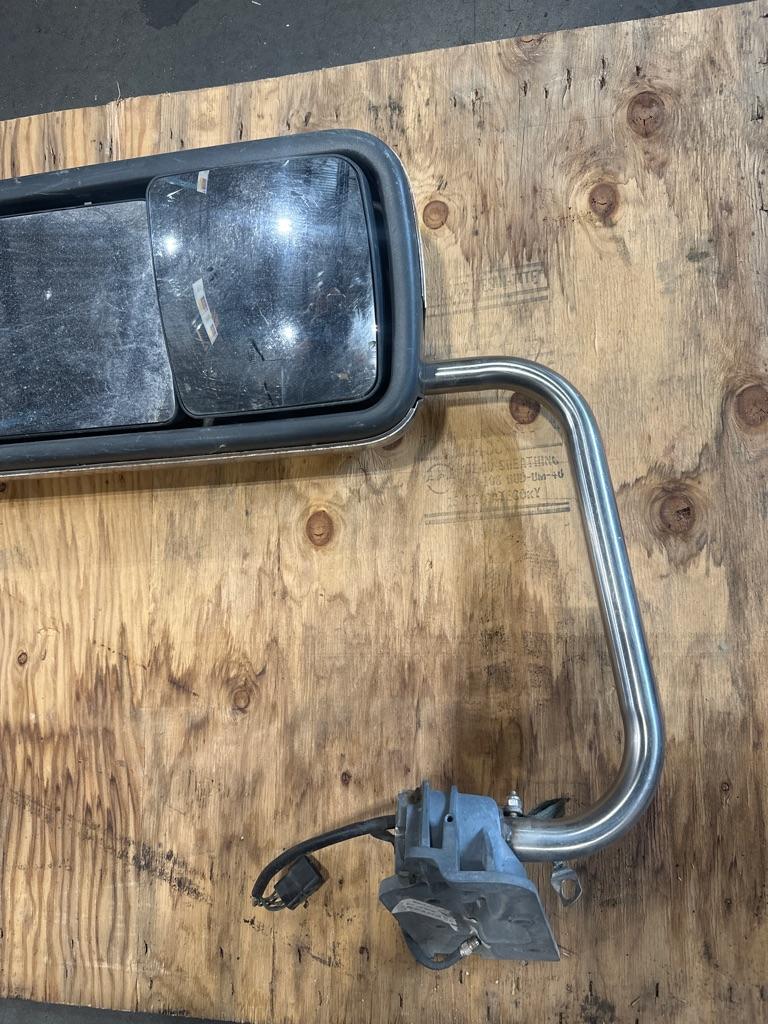 Freightliner Mirror (Side View) | Payless Truck Parts