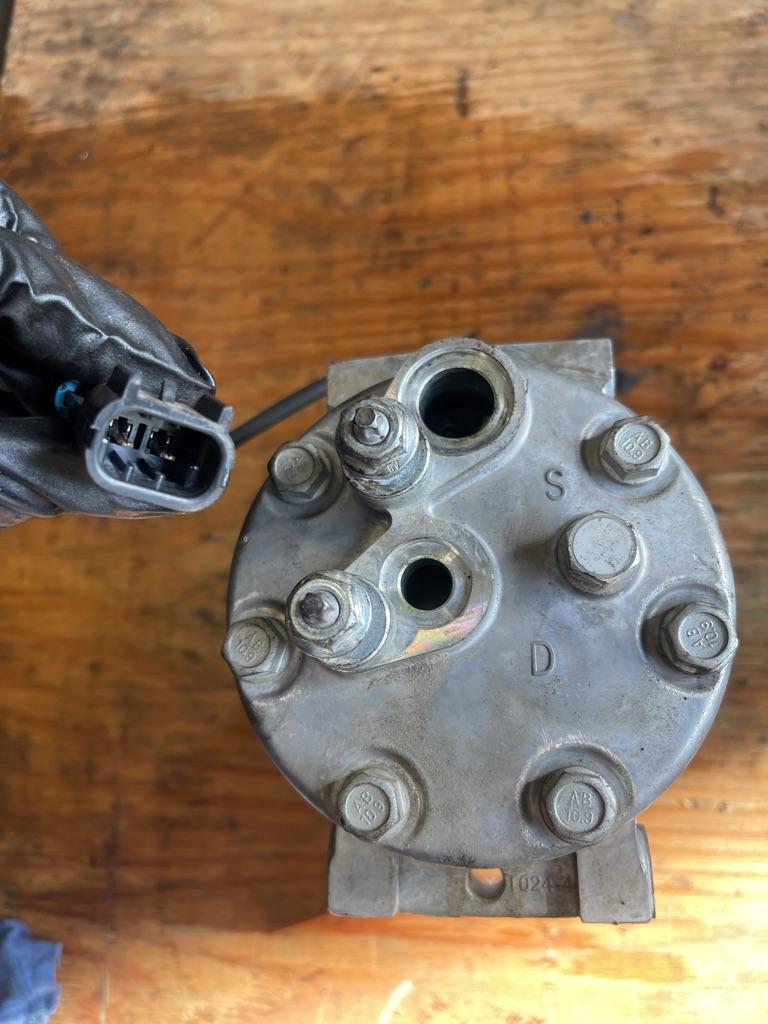 Paccar MX 13 Air Conditioner Compressor | Payless Truck Parts