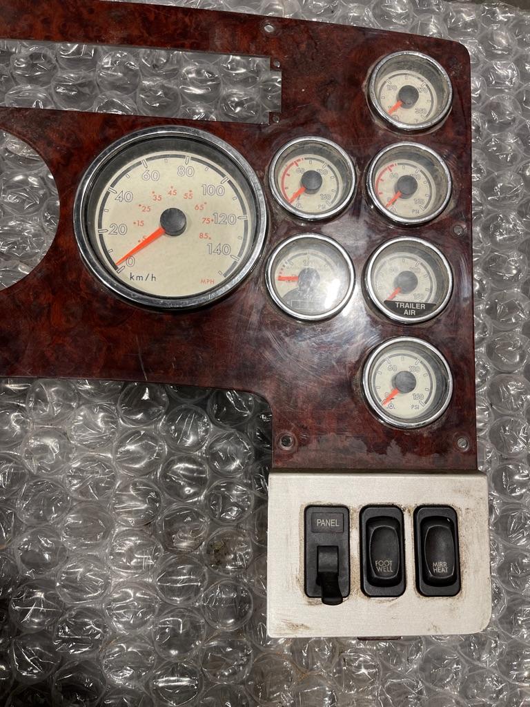 Freightliner Instrument Cluster | Payless Truck Parts