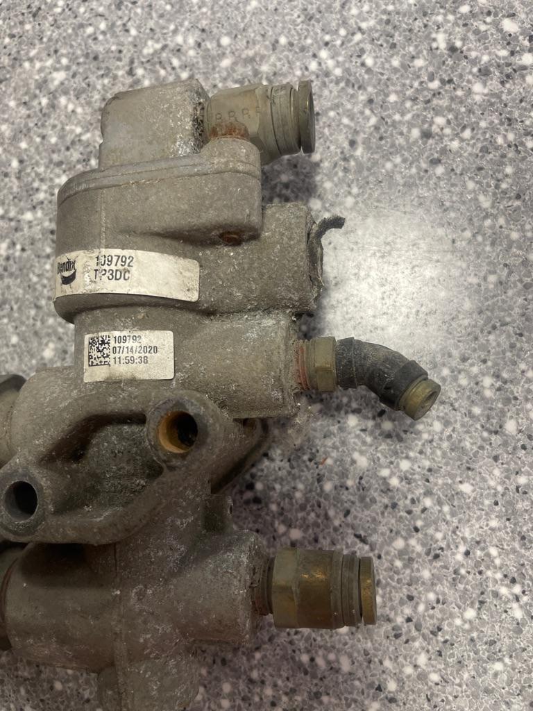 2021 Freightliner Cascadia Miscellaneous Parts | Payless Truck Parts