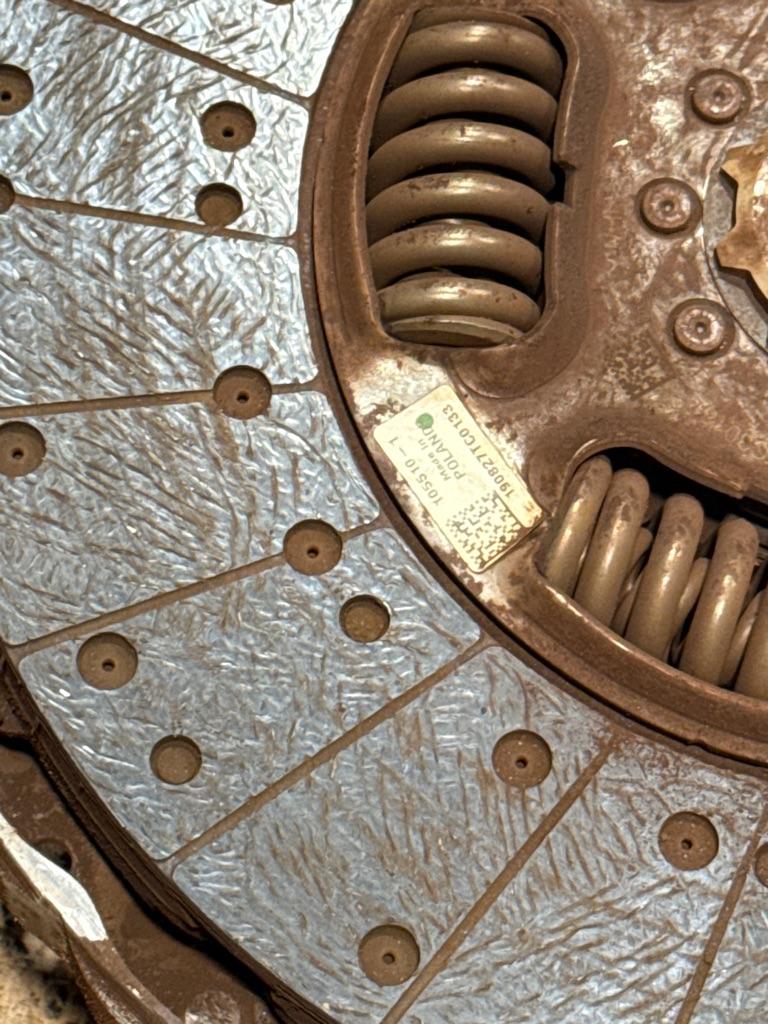 Clutch Disc | Payless Truck Parts