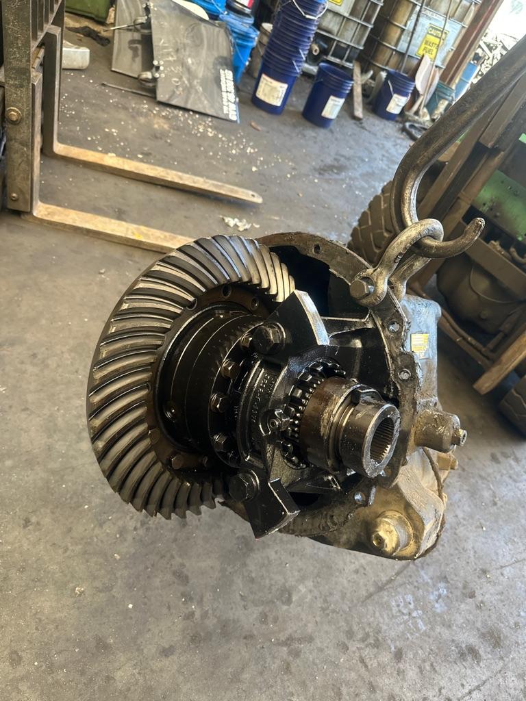 Differential Assembly (Front, Rear) | Payless Truck Parts